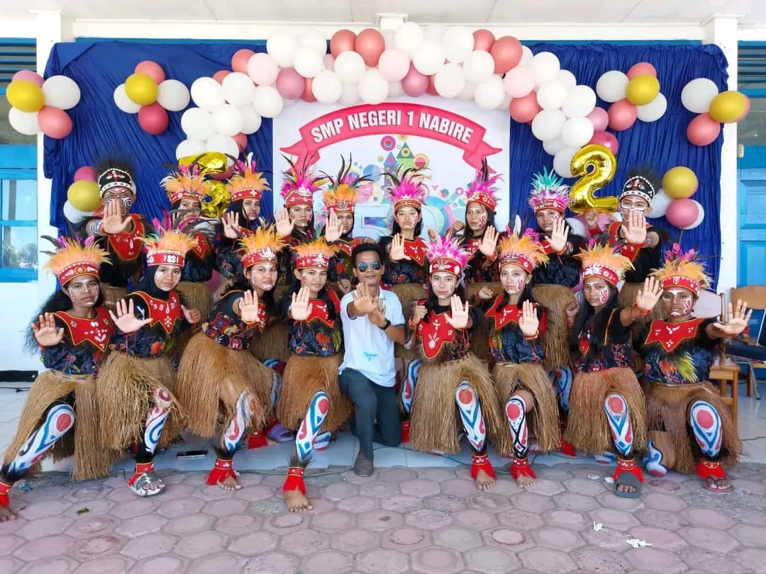 SMP Negeri 1 Menjuarai Lomba Tarian Pelajar Pancasila se-Papua - SMP N1 ...